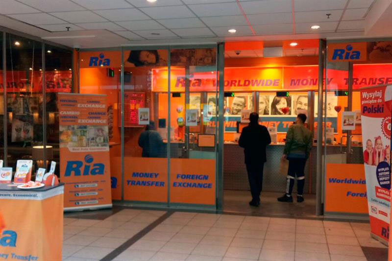 Ecobank Uganda, Ria Money Transfer sign deal to streamline remittances