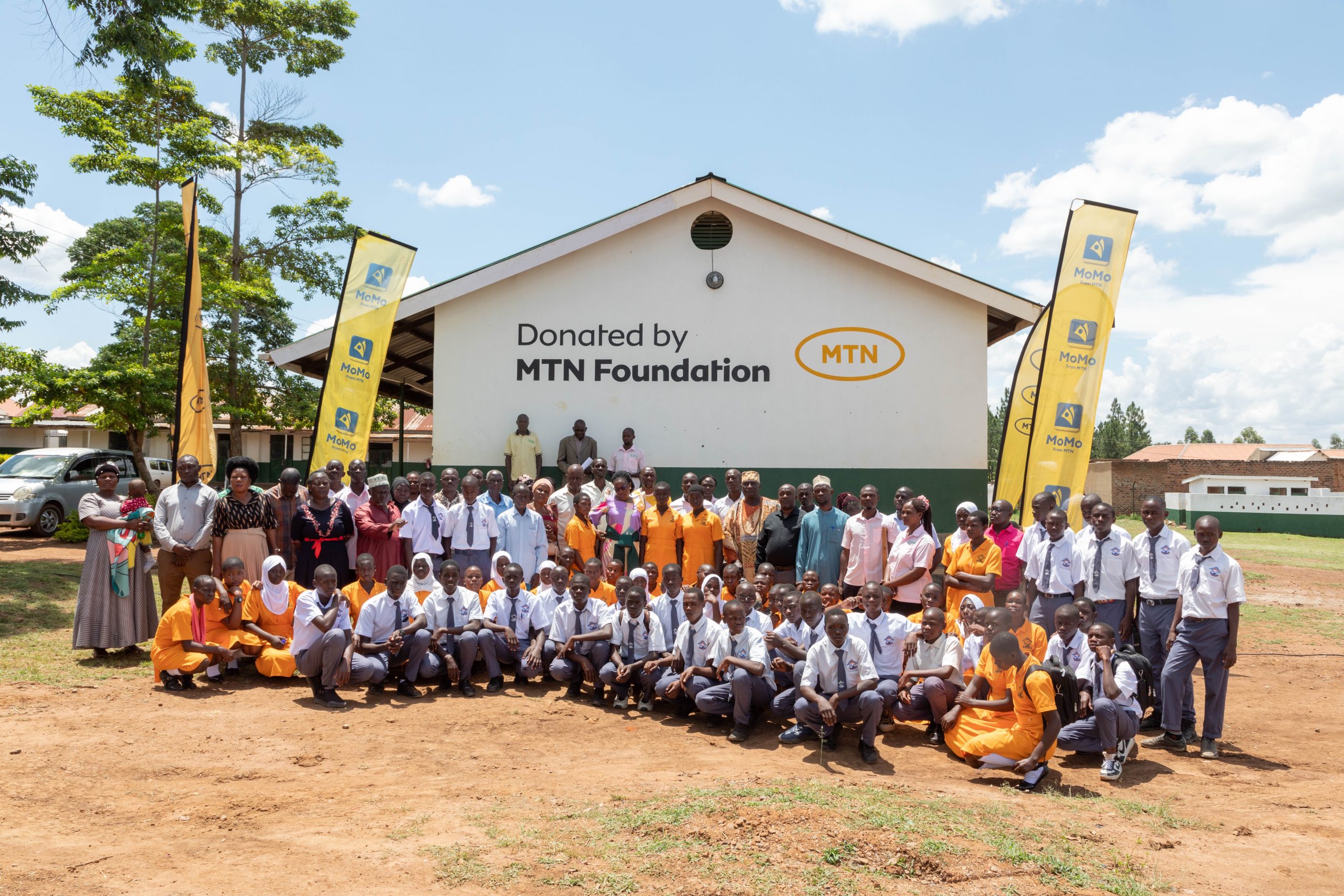 MTN Uganda equips Bugiri school with computer lab